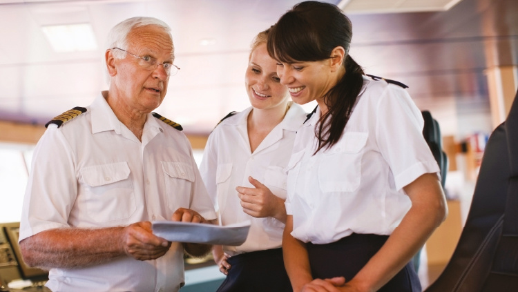 Embracing IoT and digital twins in the maritime industry Embracing IoT and digital twins in the maritime industry